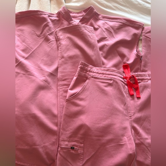 Figs | Other | Figs Chalk Pink Scrubs Set | Poshmark